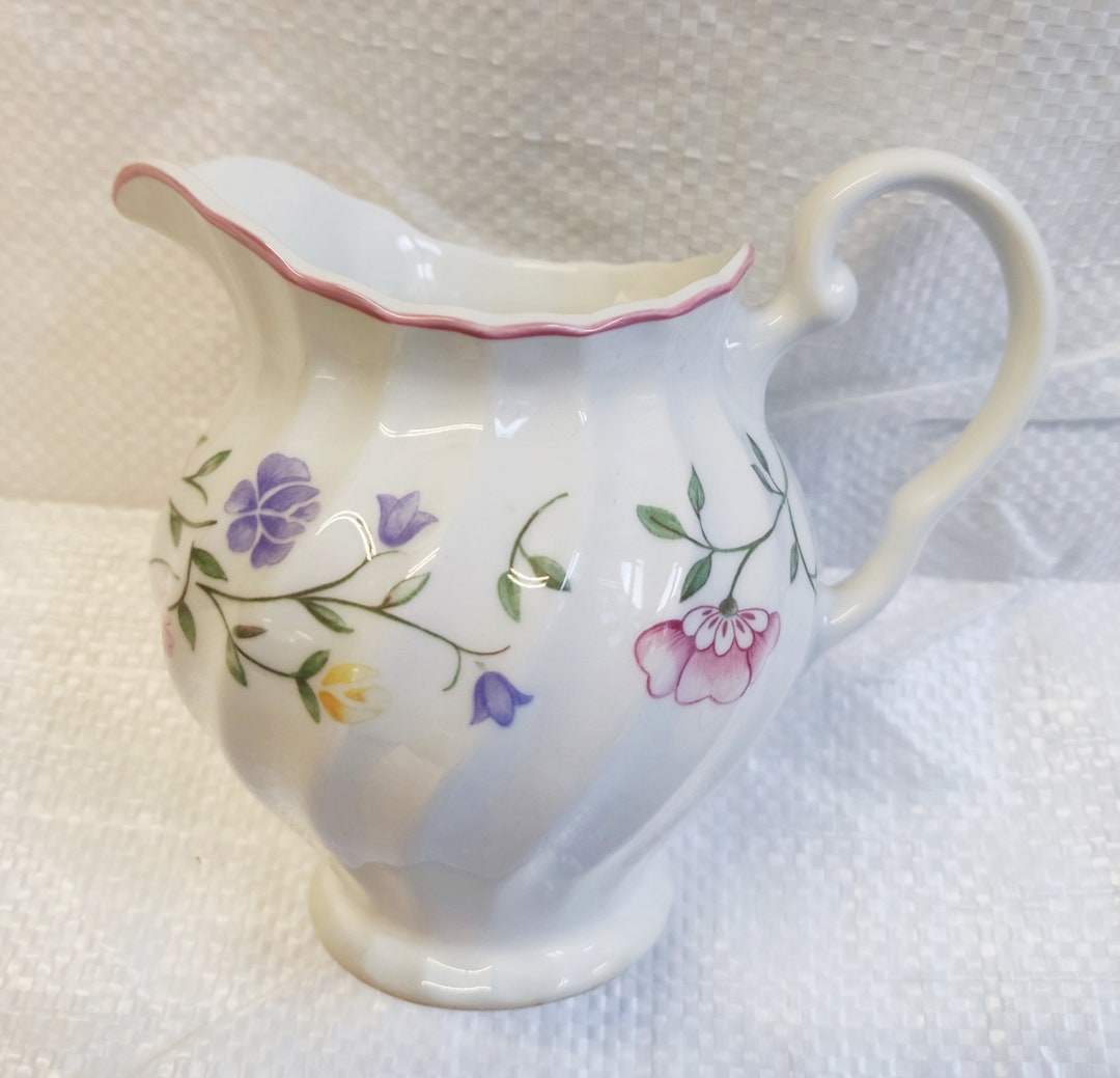 Vintage, CERAMIC Milk or Sauce JUG, Flowers Johnson Brothers Pattern - Etsy