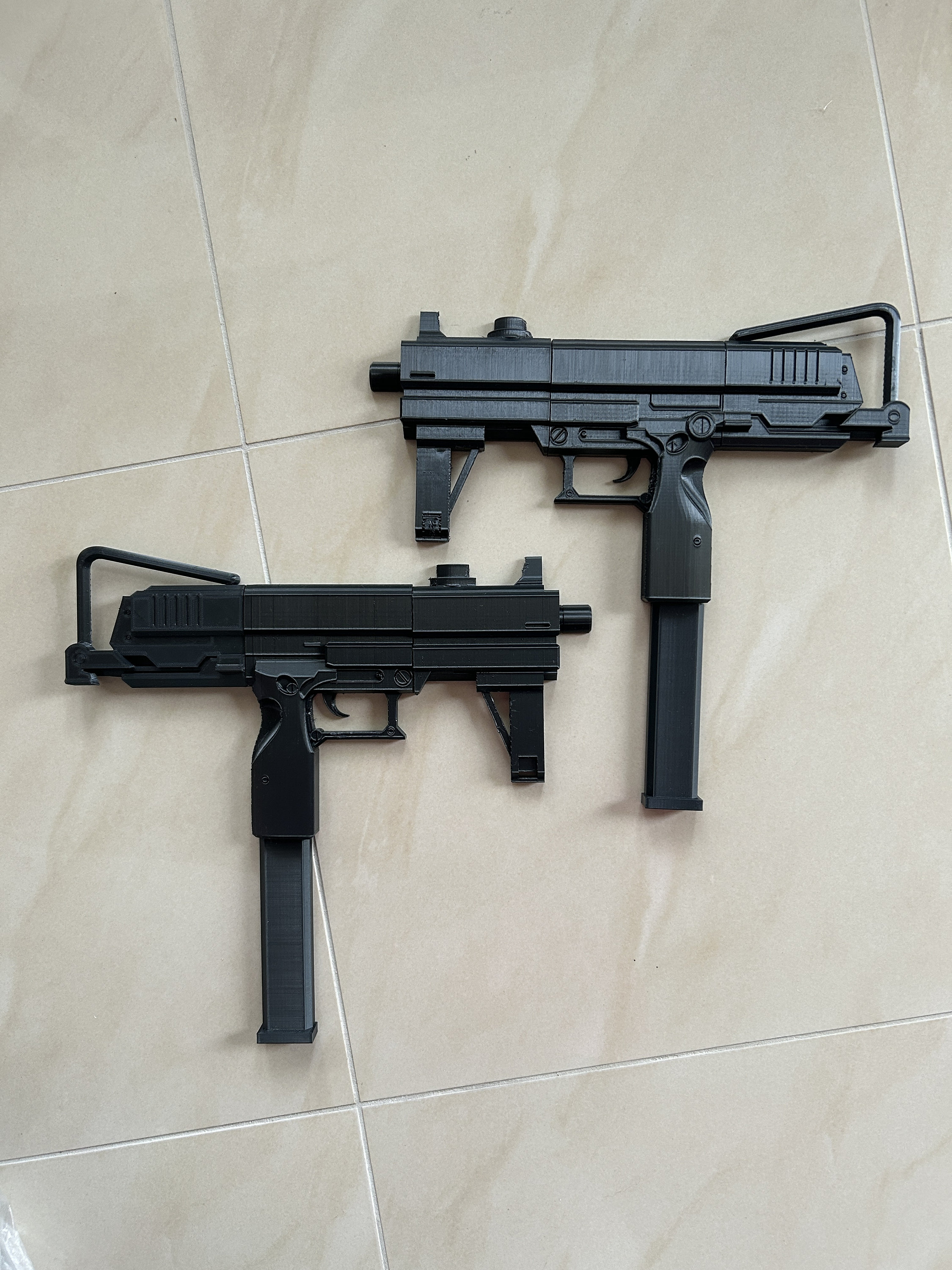 KAFKA Dual Submachine Guns 3d Printed KIT Honkai Star Rail 2 Pieces - Etsy