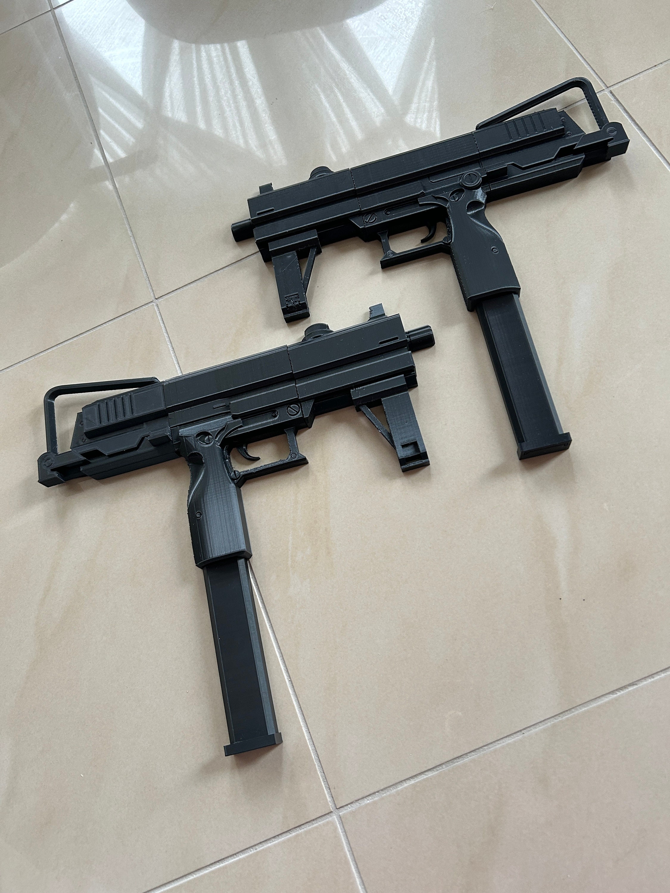 KAFKA Dual Submachine Guns 3d Printed KIT Honkai Star Rail 2 Pieces - Etsy