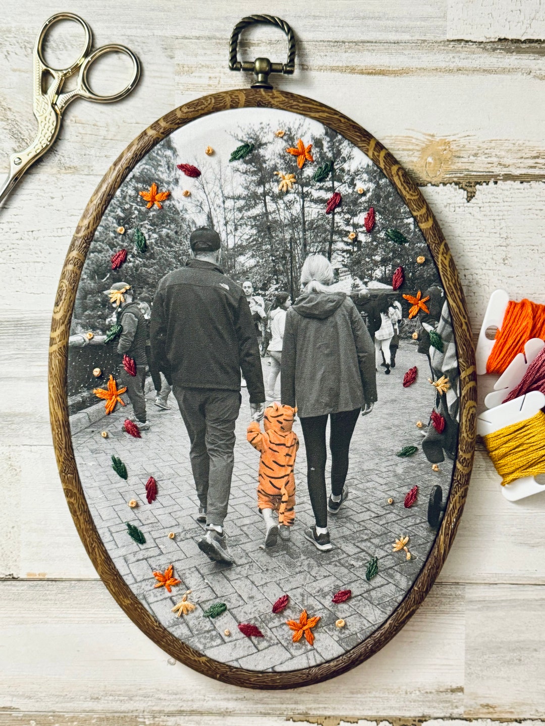 Custom Embroidered Photo Hoop, Embroidery Picture, Wedding Bouquet ...