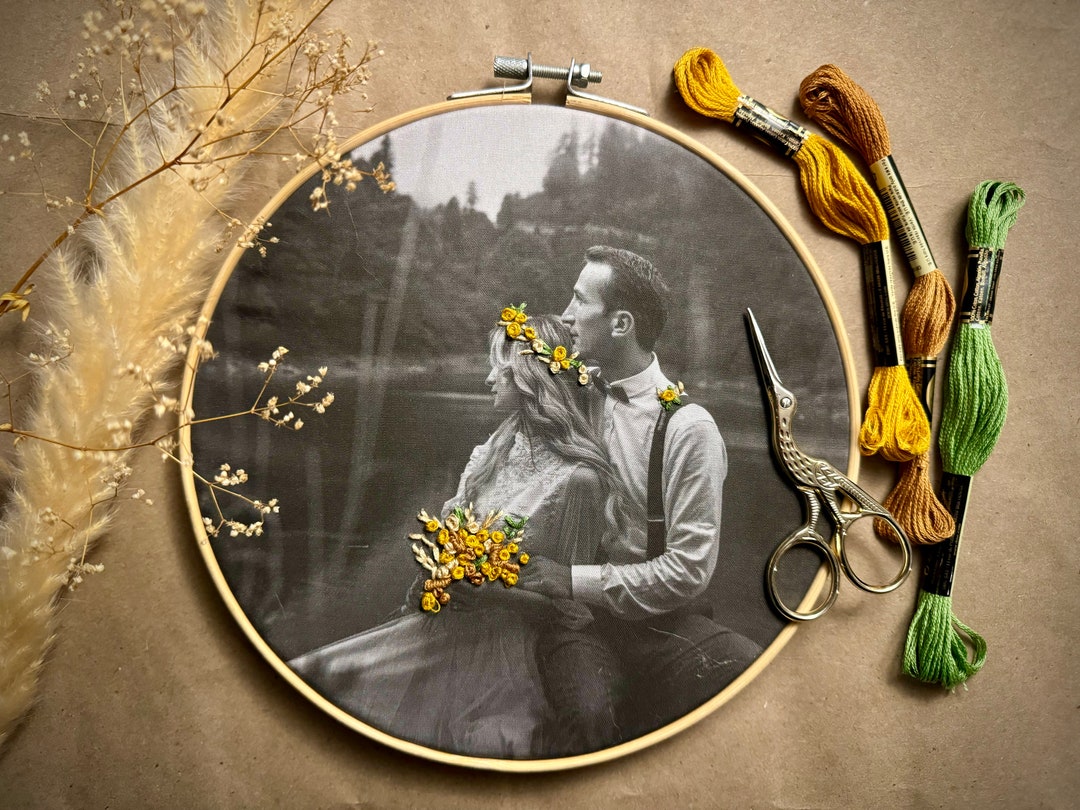 Custom Embroidered Photo Hoop, Embroidery Picture, Wedding Bouquet ...