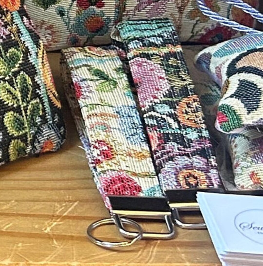 Quilted Key Fob Kew Gardens Tapestry Hand Made Gift Make up Pencil Case ...