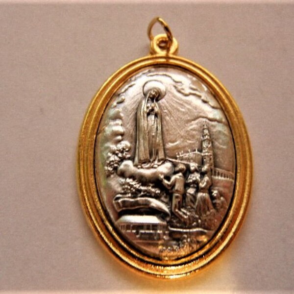 Our Lady of Fatima Medal Gold - Etsy