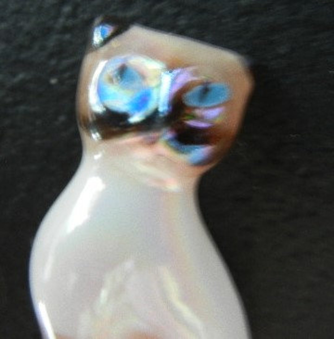 Avon Vintage Porcelain Siamese Cat Figurine - Etsy
