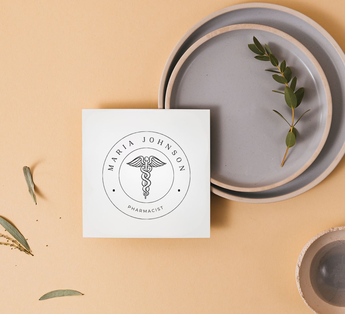 Pharmacist Logo Design Canva 6 Customizable Pharmacy Logos Chemist Logo ...