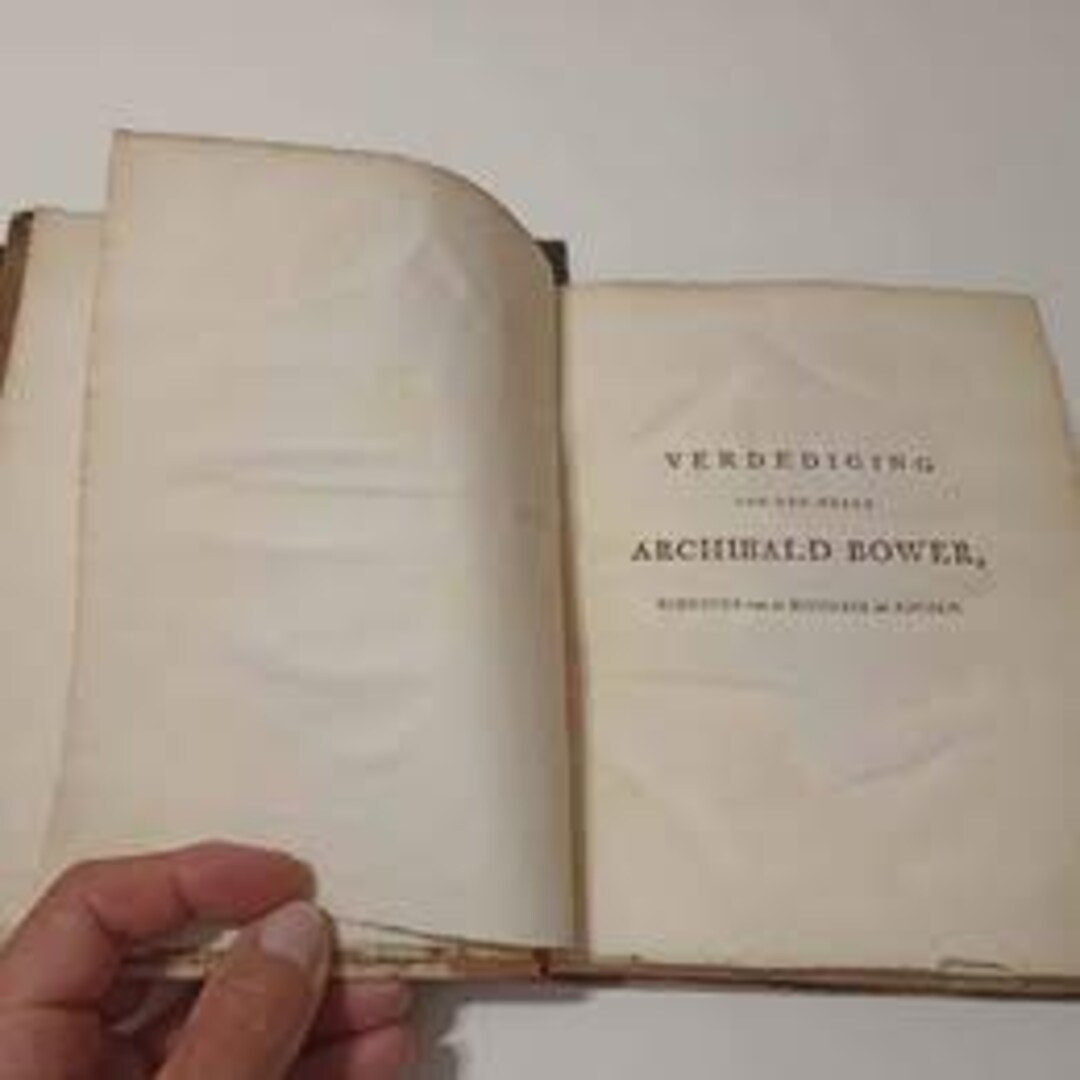 Old Book of History and Religion From 1763 by A. Bower, Verdeging Van ...