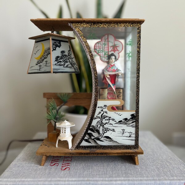 Geisha Lamp - Etsy
