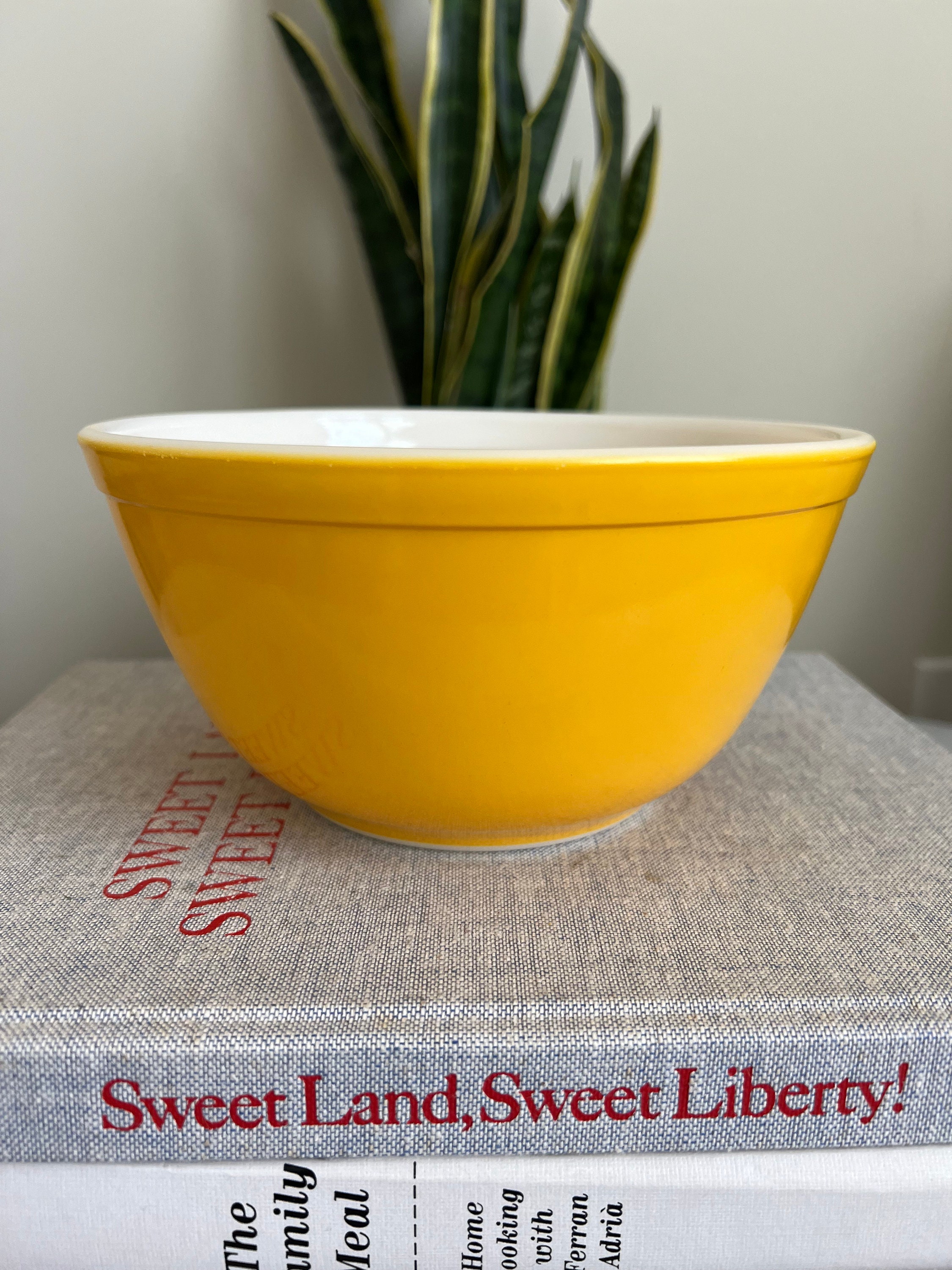 Set of 3 PYREX Daisy Citrus Mixing Bowls Vintage Pyrex Mixing Bowl Set ...
