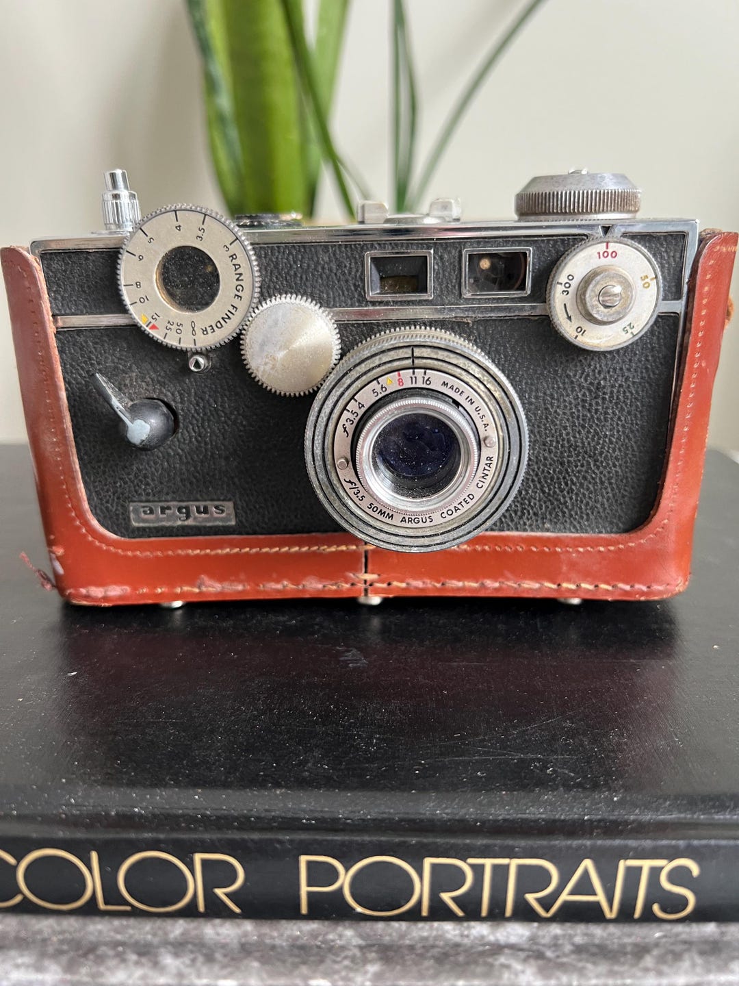 RARE Vintage Argus C3 Rangefinder Camera "the Brick" With Leatherette ...