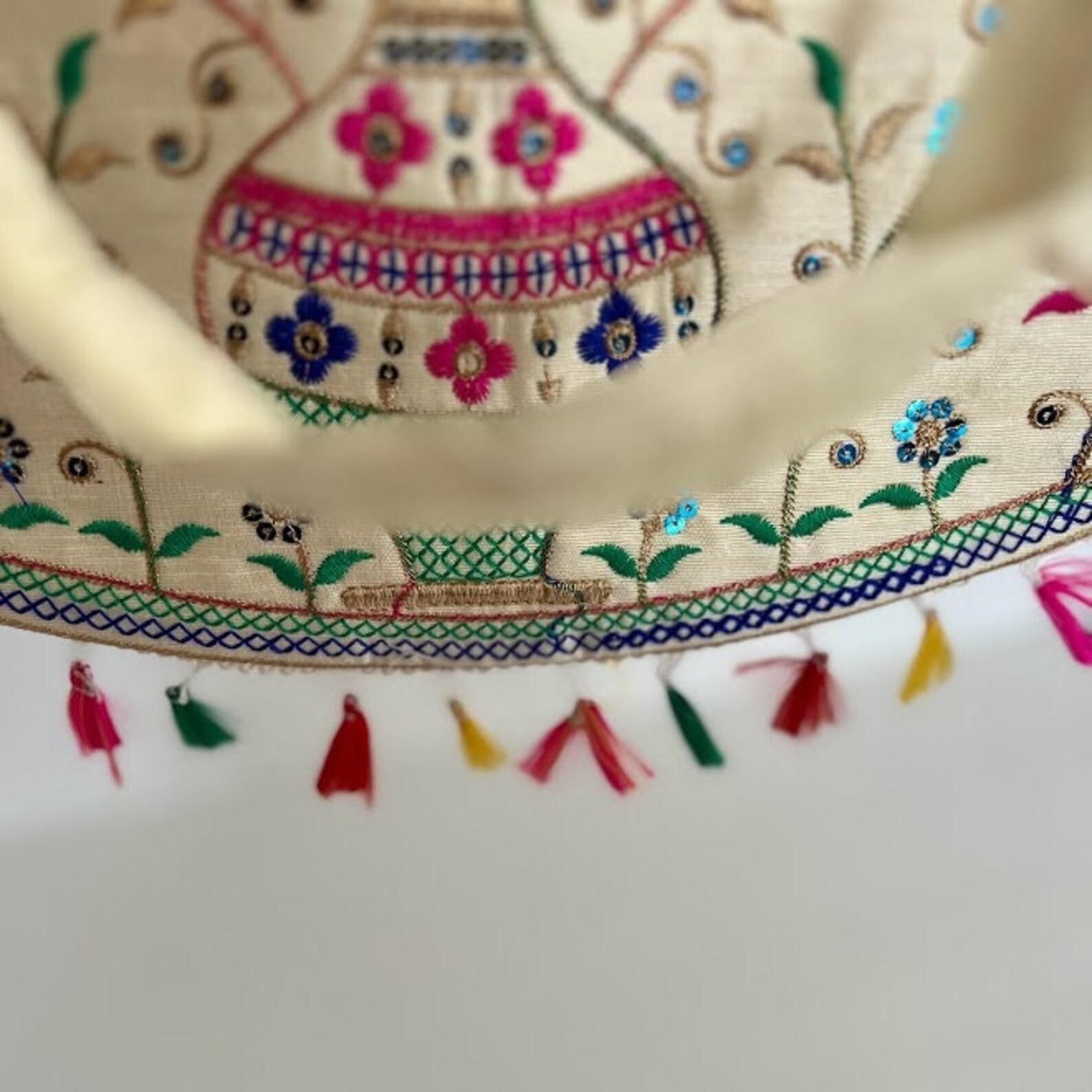 Hand Embroidered Tote/ Shuolder/ Weekend/ Ethnic/rajasthani/ - Etsy