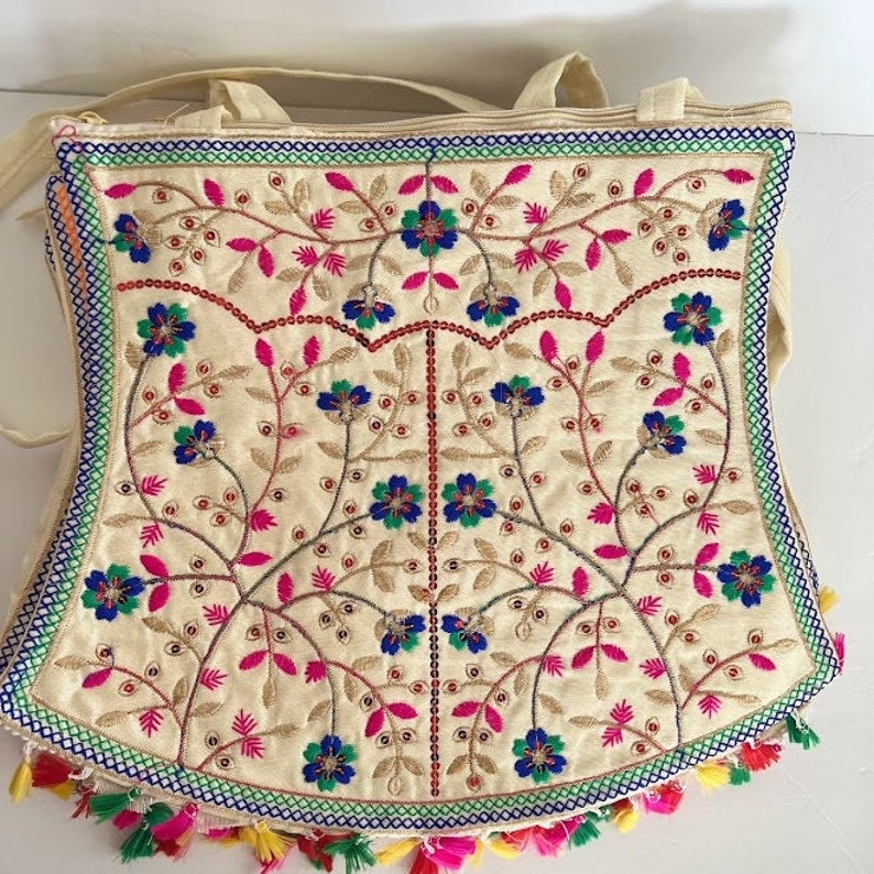 Hand Embroidered Tote/ Shuolder/ Weekend/ Ethnic/rajasthani/ - Etsy