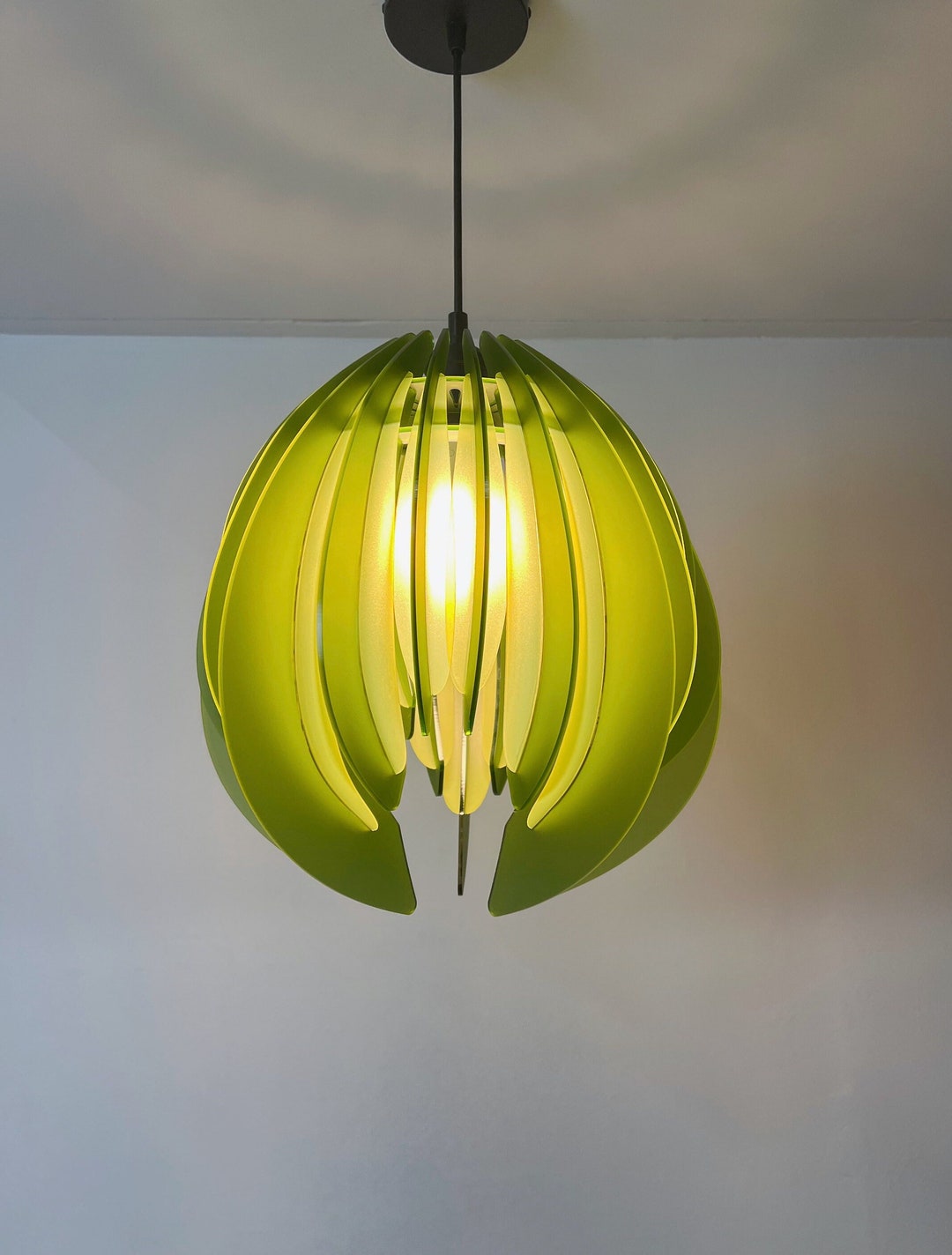 Large Feathered Green and Yellow Tulip Lamp Shade - Avocado | 70's ...