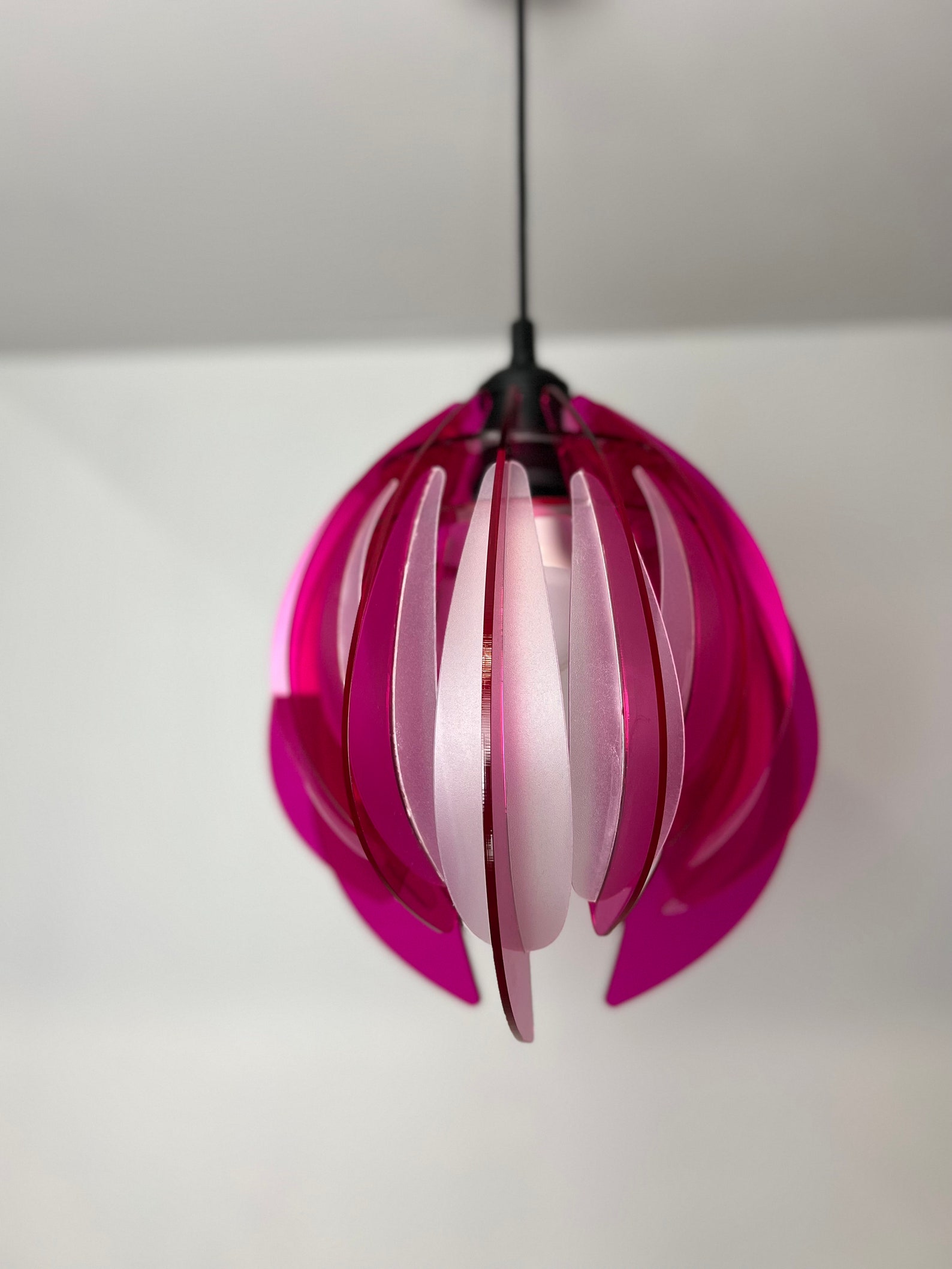 Feathered Pink Tulip Lamp Shade 60's/70's Vintage - Etsy