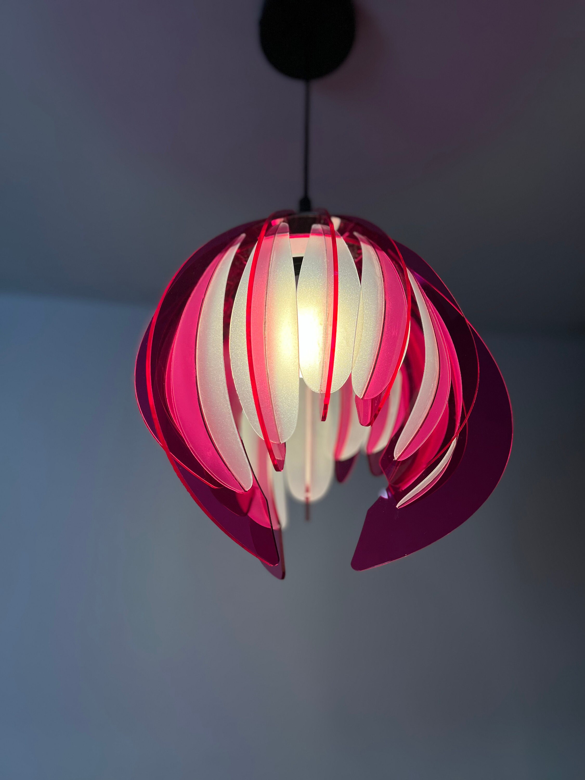 Feathered Pink Tulip Lamp Shade 60's/70's Vintage - Etsy