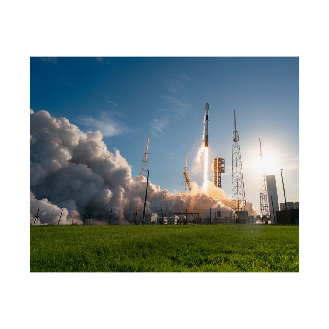 Rocket Launch Matte Horizontal Poster | Spacex Falcon 9 | Lift off ...