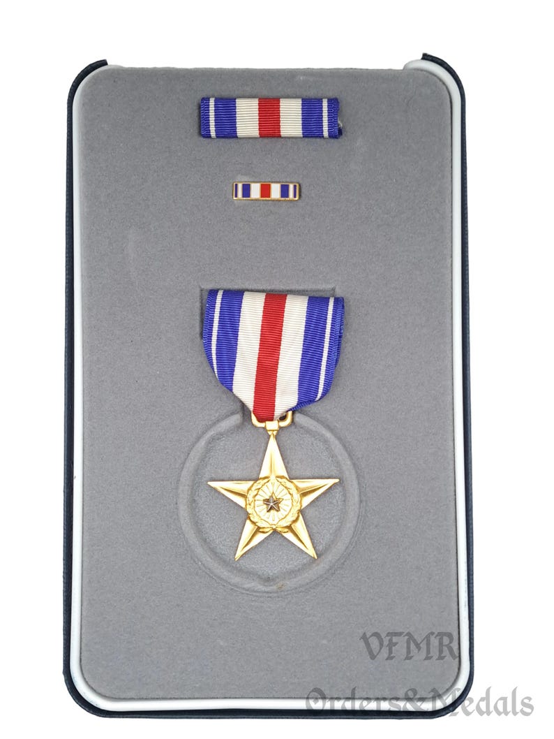 WWII Silver Star With Case (afghanistan / Irak) - Etsy