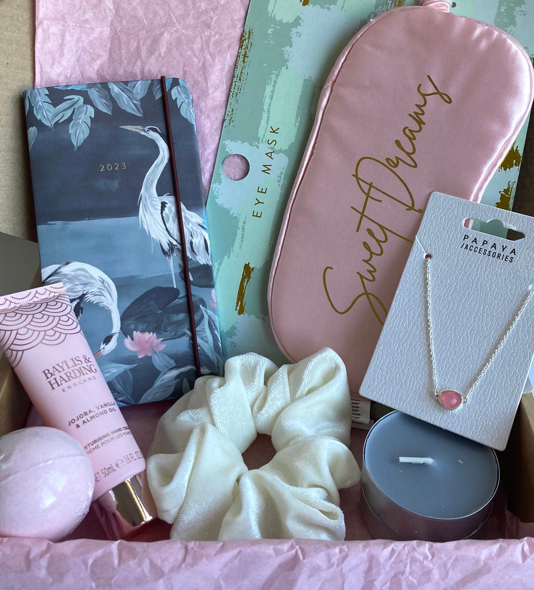 Birthday Love Box/girlfriend Present Box/bridal Shower Gift/relaxing ...