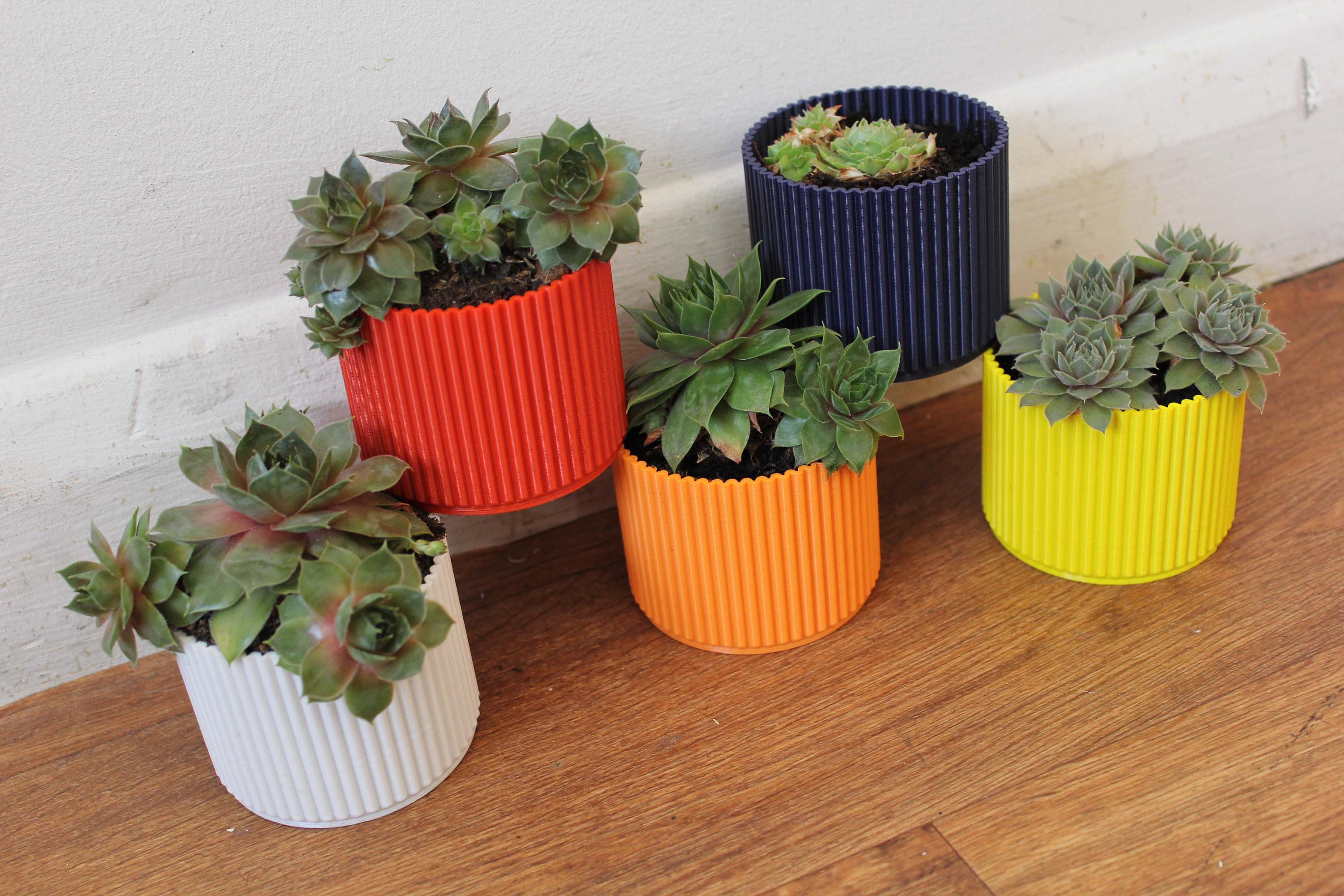Set of 5 Indoor Small Planters Multiple Mix Colours Pots for Plant ...
