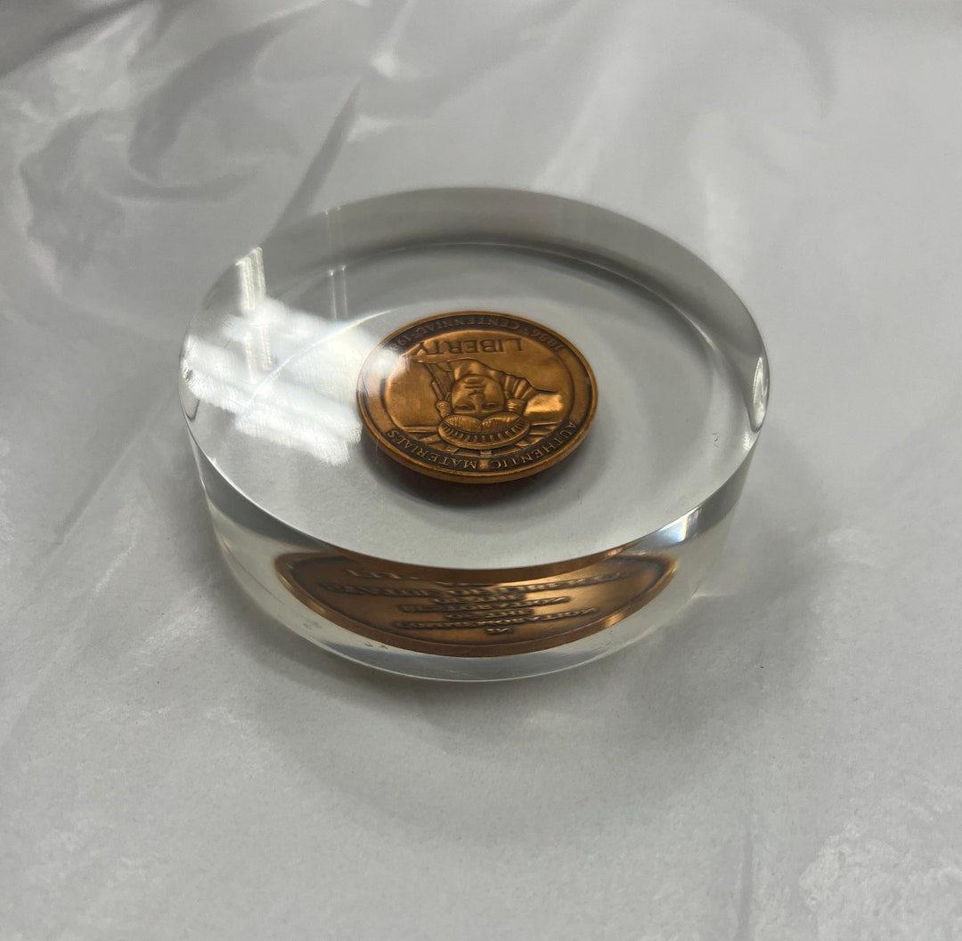Statue of Liberty Commemorative Coin Paperweight 1986 - Etsy