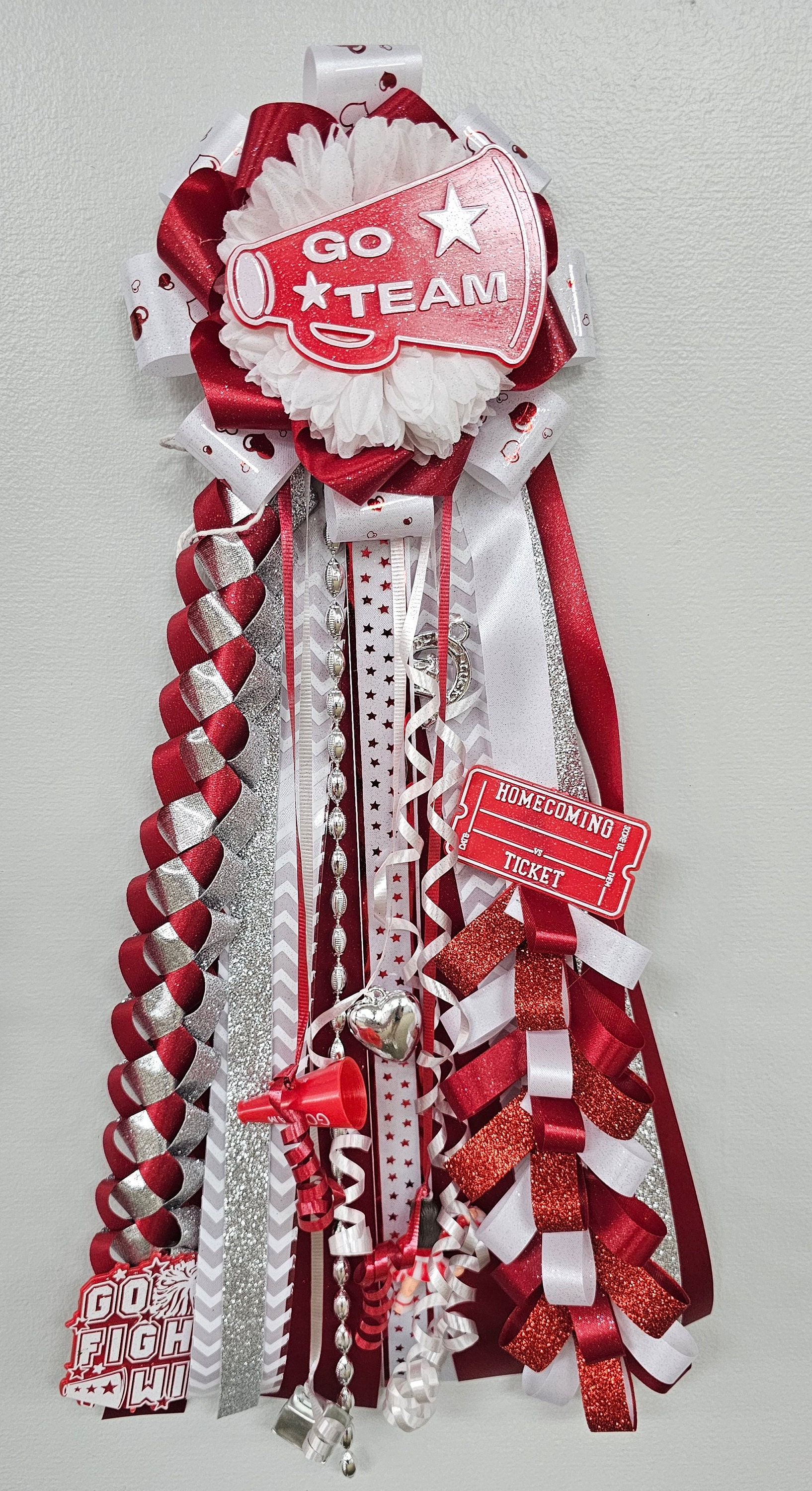 Basic Small Homecoming Mum - Homecoming Mum - Football Spirit - Its A ...