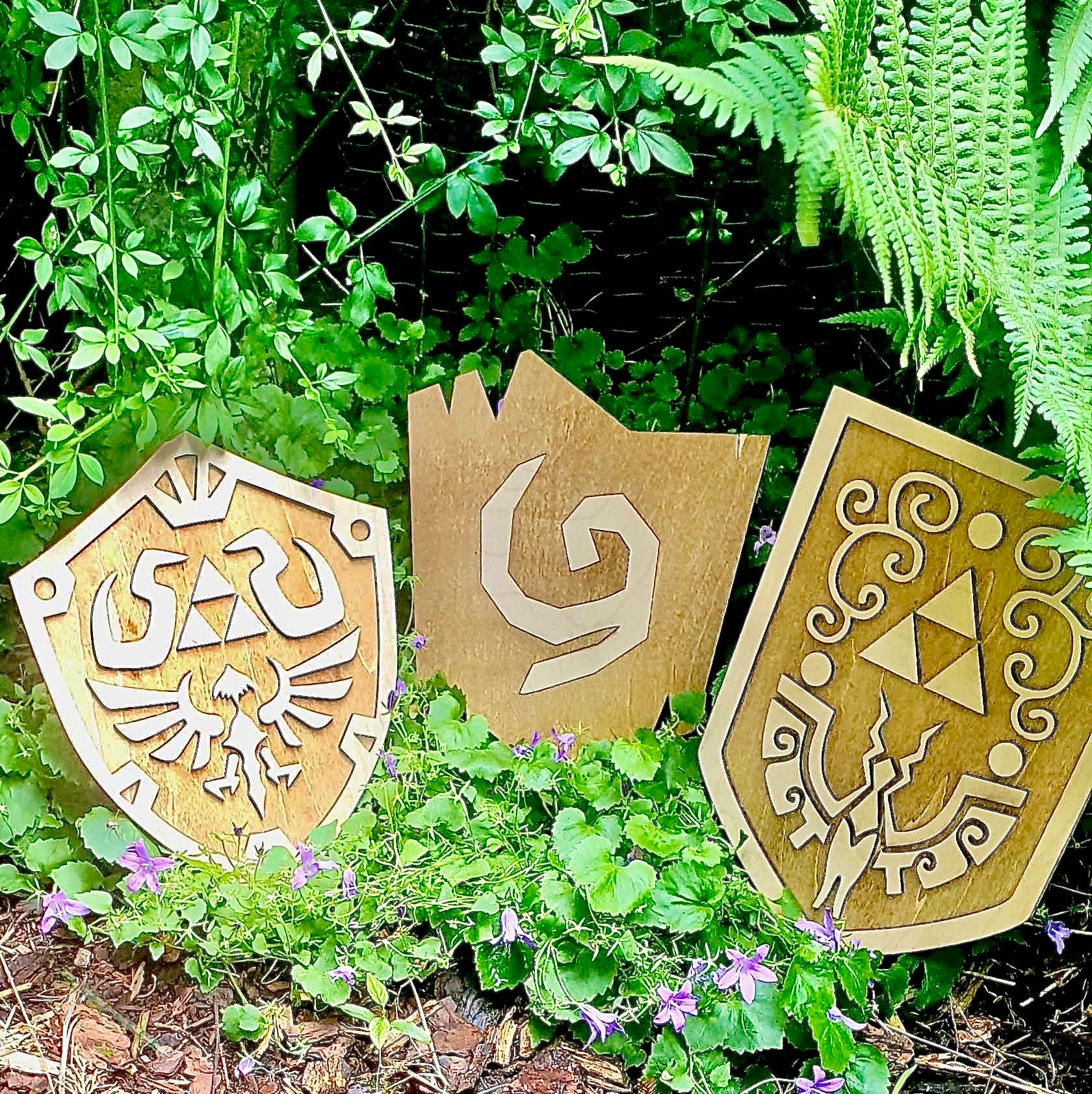 Zelda Sheilds, Deku Sheild, Hyrule, Hero Shield. Wooden Zelda Shields ...