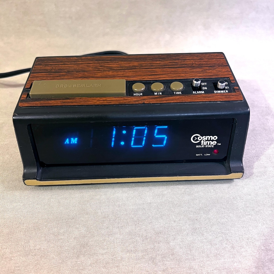 1970s-80s Cosmo Time Woodgrain Electric Alarm Clock - Etsy