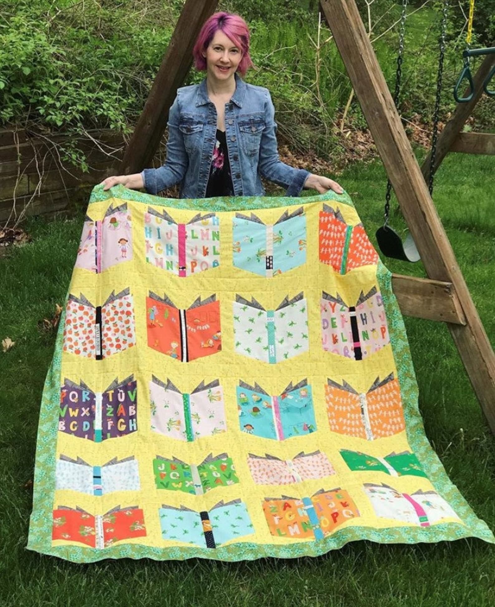 Book Nerd Quilt Pattern, Book Themed Modern Quilt Pattern, Quilt ...