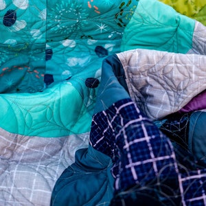 Spotlight Quilt Pattern PDF, Modern Circle Quilt Pattern, Curved Piece ...