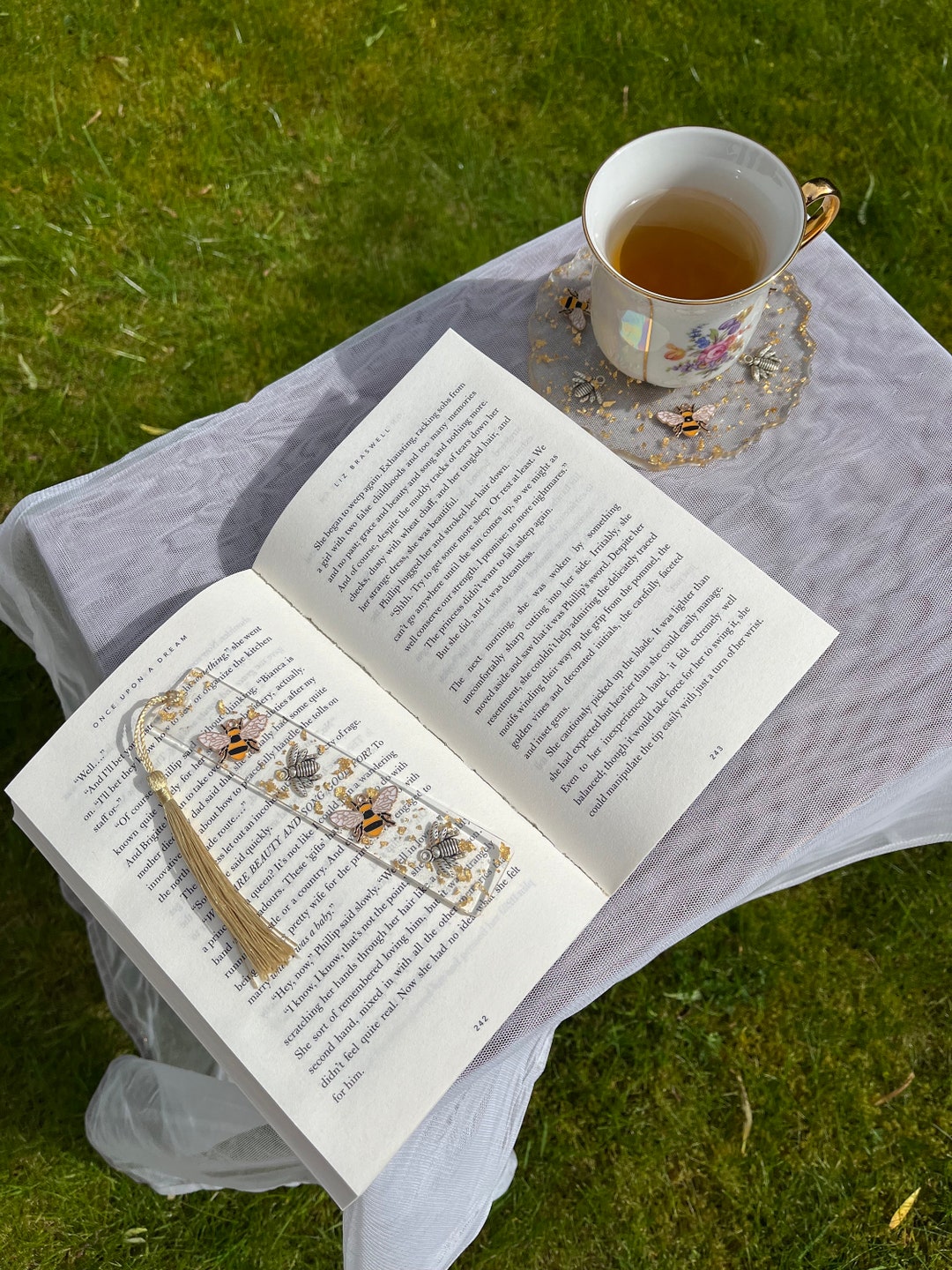 Bridgerton Inspired Bookmark & Matching Coaster Bee Geode Rock Shape ...