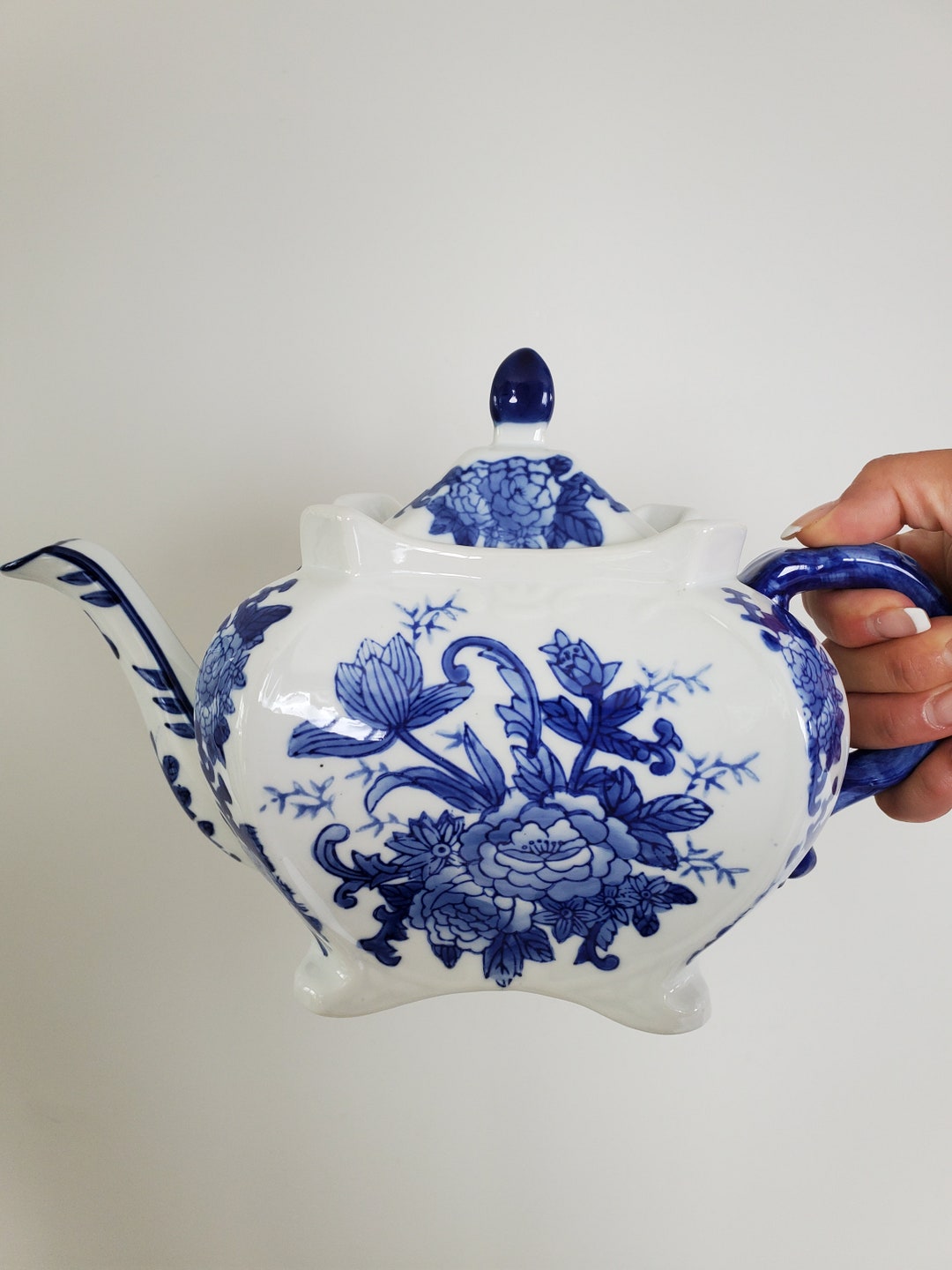 Vintage Bombay Company Blue and White Floral Chinoiserie Porcelain ...