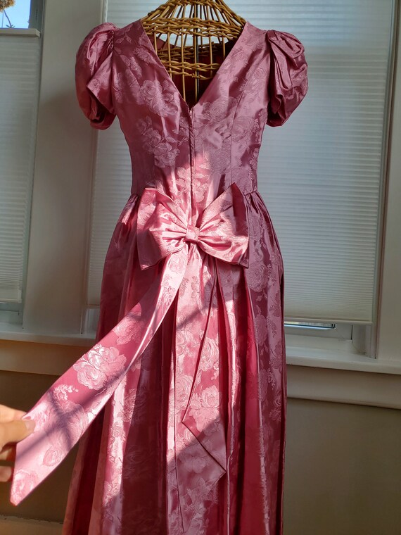 Vintage rose with patterns - Gem