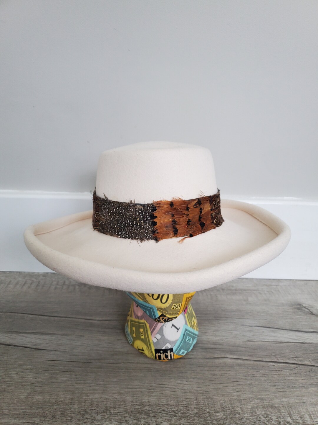 80s Vintage the Icing Ivory 100% Wool Fedora Hat With Pheasant Feathers ...