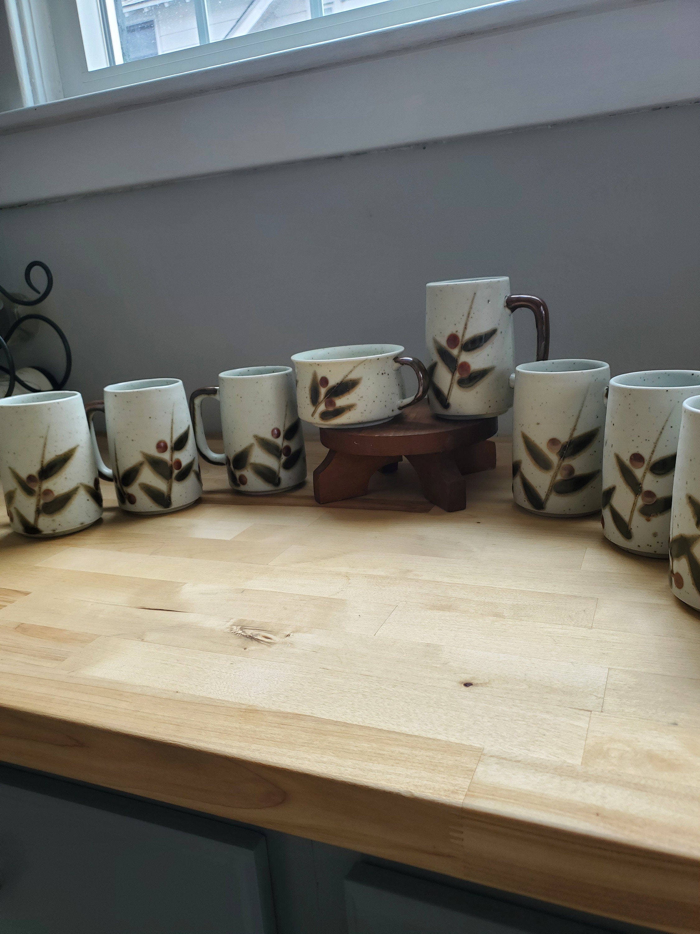 Vintage Otagiri Bittersweet Stoneware Mugs With Berry Leaves Design Set ...
