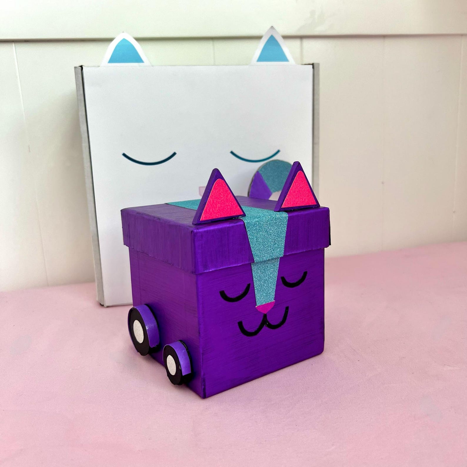 Gabbys Dollhouse Meow Box Surprise Carlita - Gabbys Dollhouse Gift Box ...
