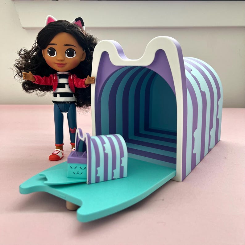Gabbys Dollhouse Mailbox Personalized - Gabbys Dollhouse Gift Box ...