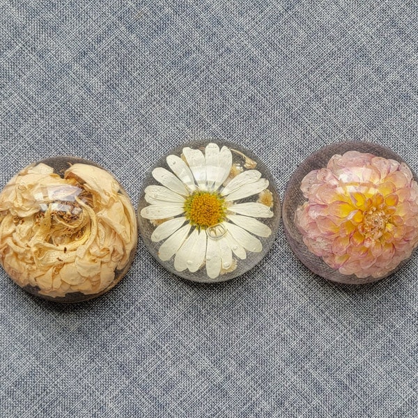 Flower Paperweight - Etsy