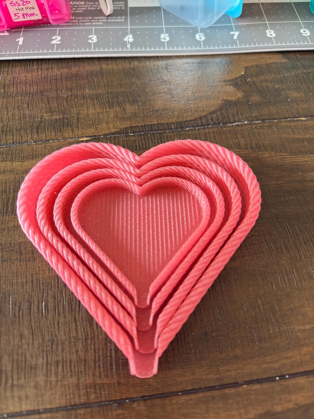 3D Printed Heart Rhinestone Tray: Nesting Crafting Tool - Etsy