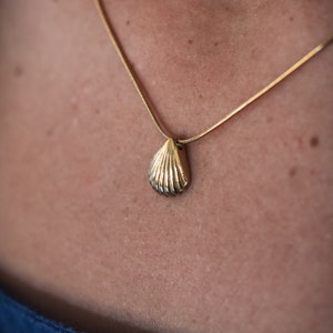 Gold Shell Necklace, Shell Jewellery, Necklaces for Women, Bridesmaid ...