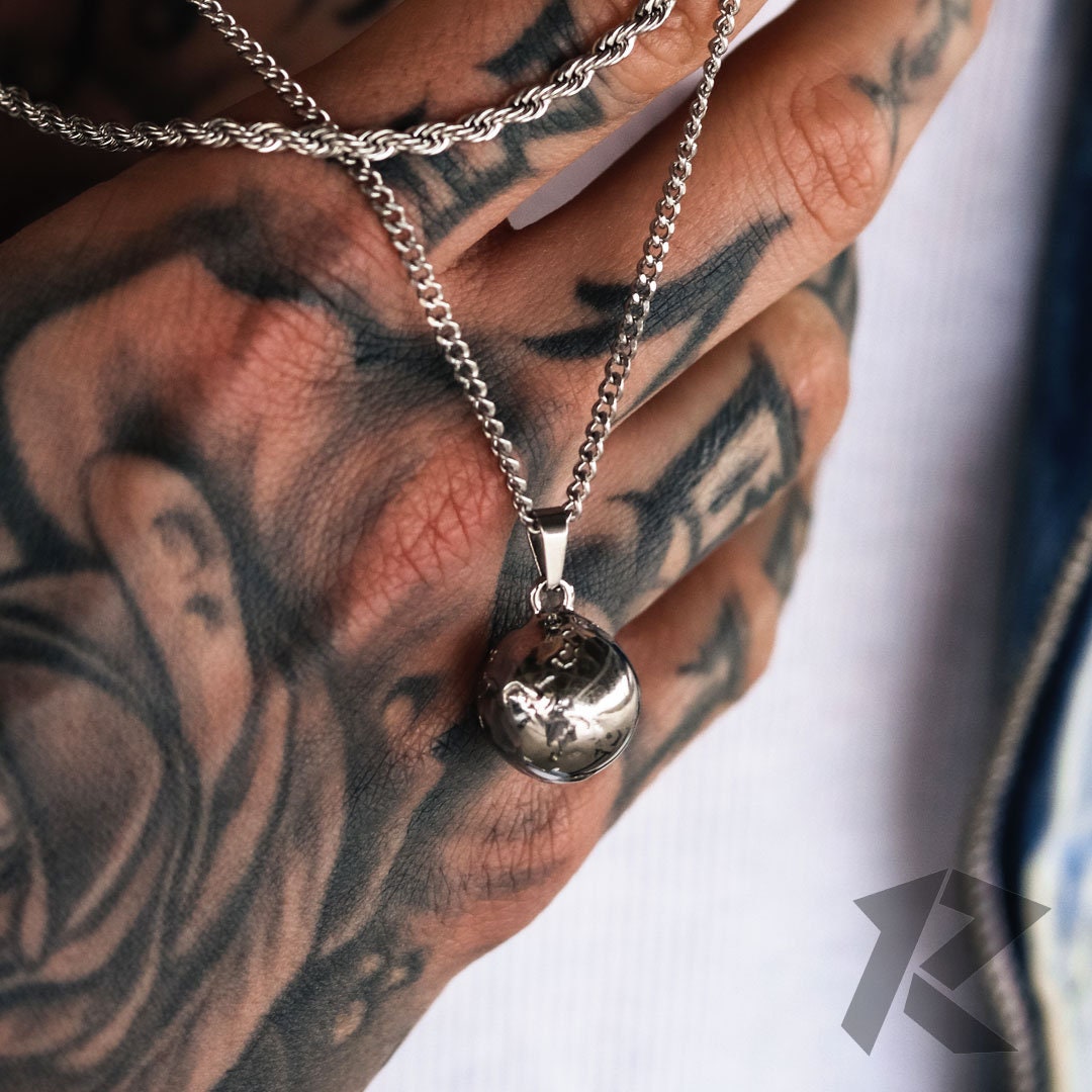 World Map Pendant Necklace, Globe Earth Necklace, Free Tracked Shipping ...