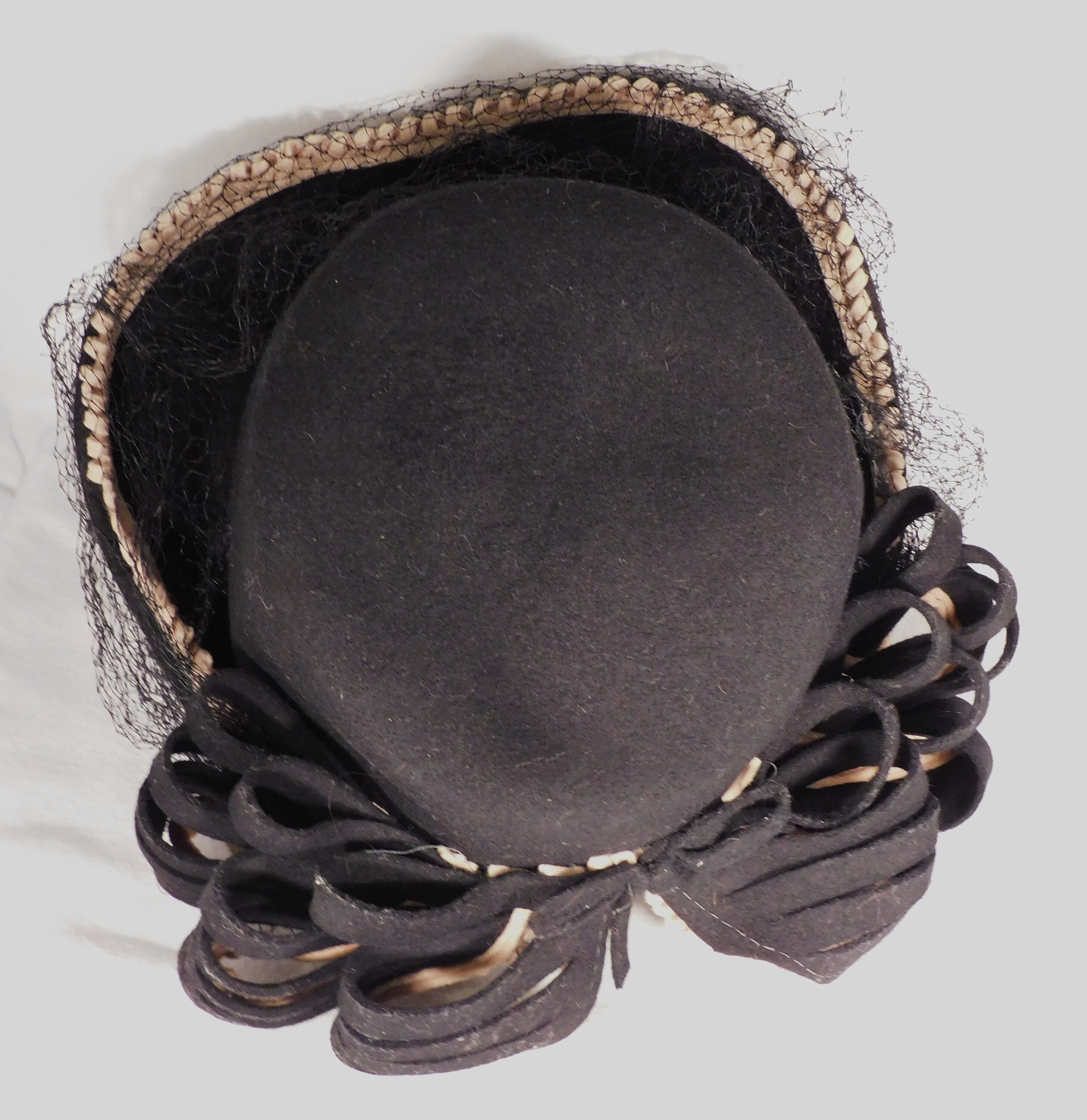 Glendover 100% Wool Labeled Henry Pollack USA Ladies Hat Tan Ribbed ...