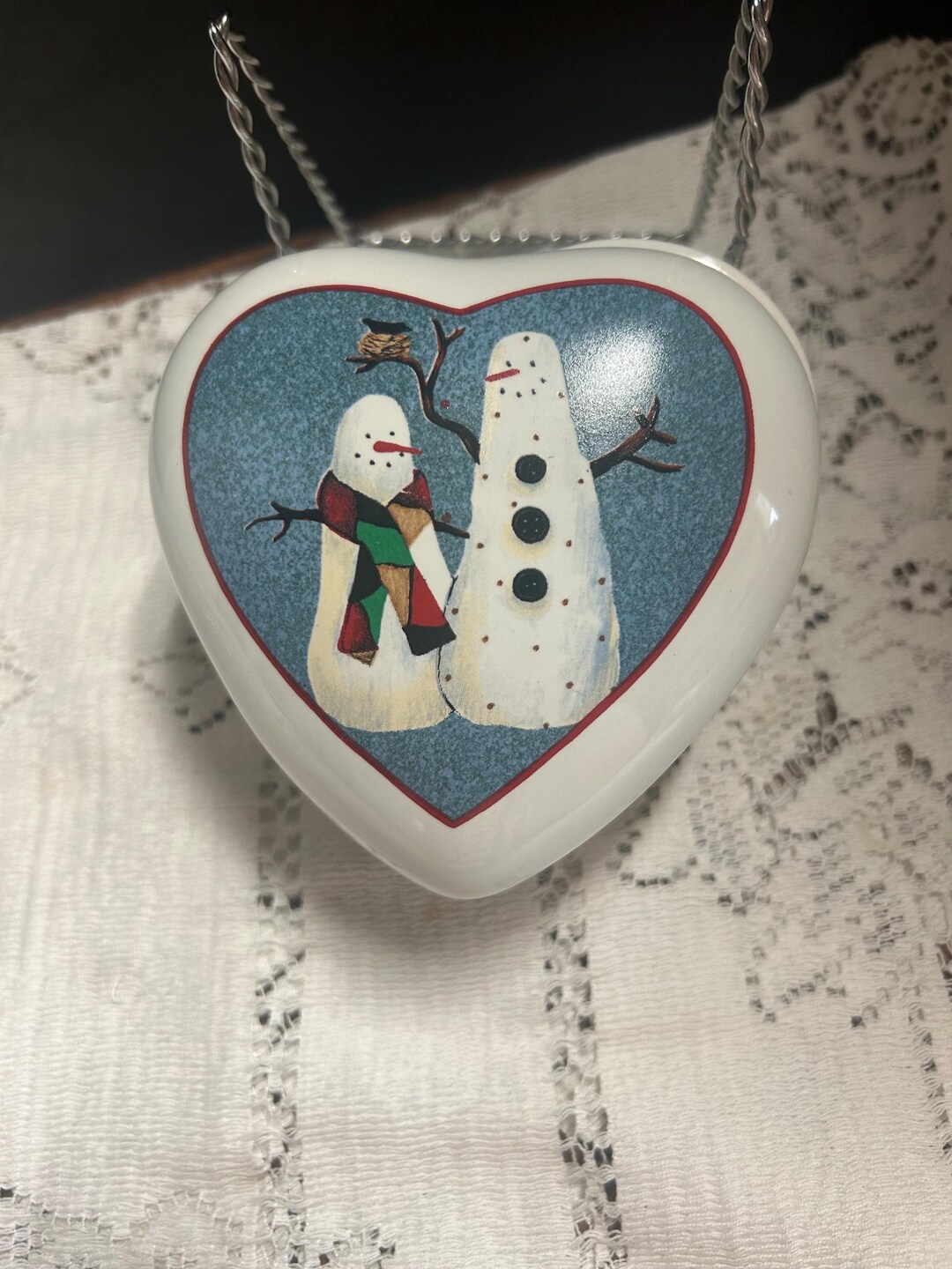 Sakura Debbie Mumm Winter Scene With Snowmen Ceramic Heart Shaped ...