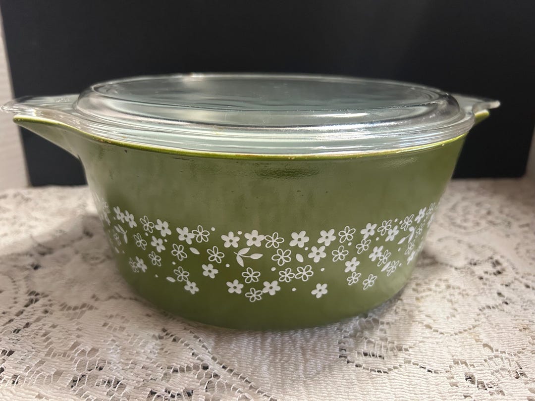 Vintage Pyrex 475 B, 2.5 Liter Green Spring Blossom Crazy Daisy With ...