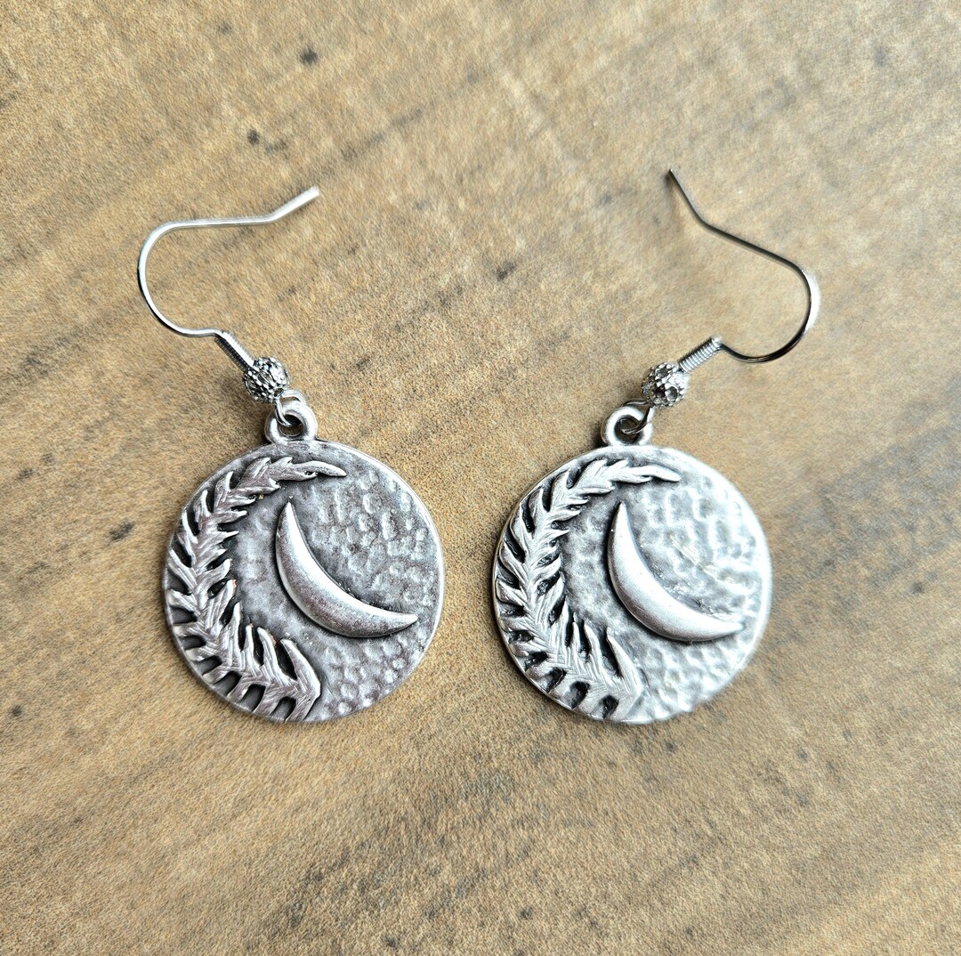 Antique Silver Crescent Moon Fern Earrings - Etsy