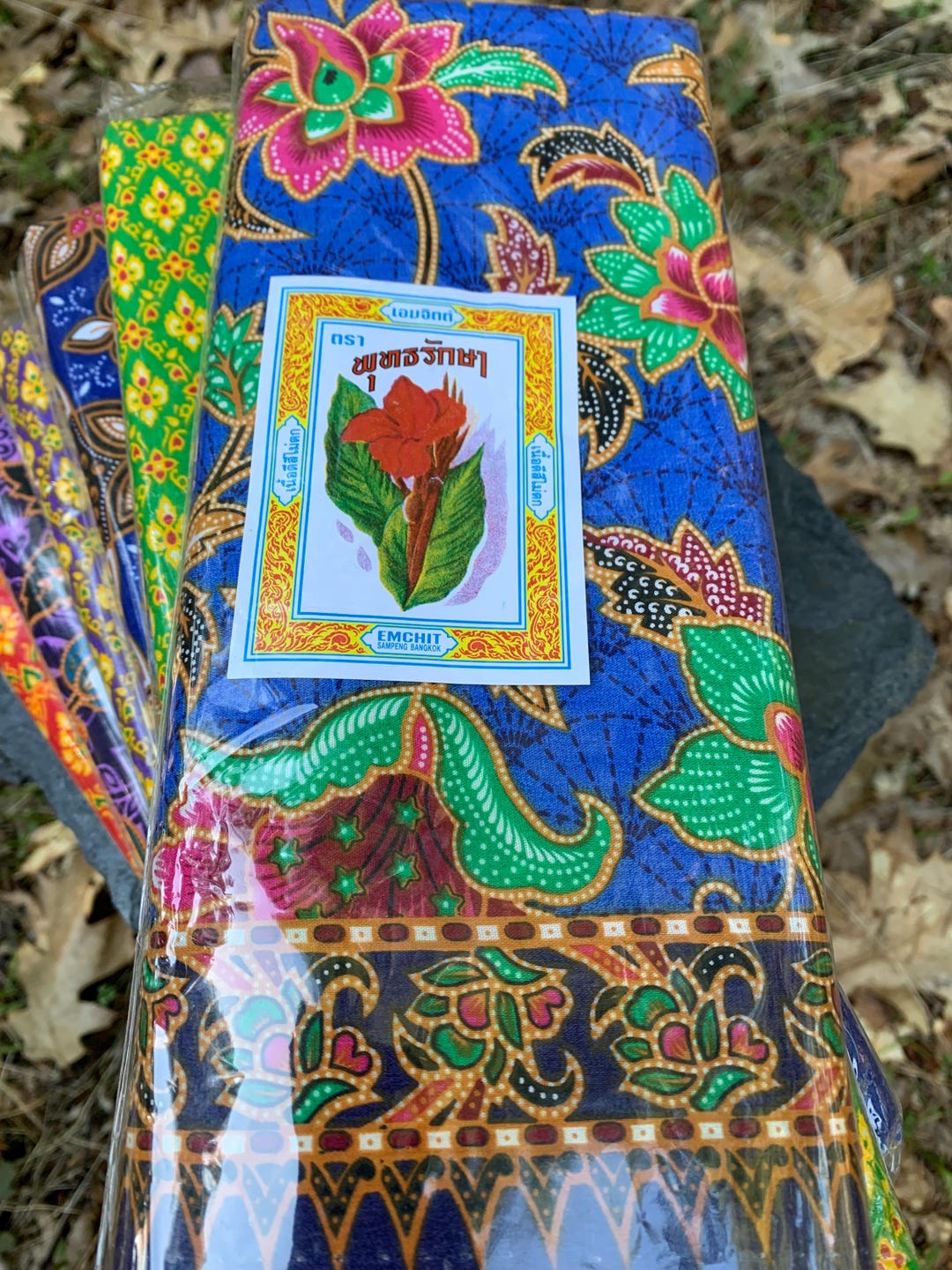 Traditional Thai Lotus Flower Batik Fabric, Made in Bangkok Thailand, 2 ...