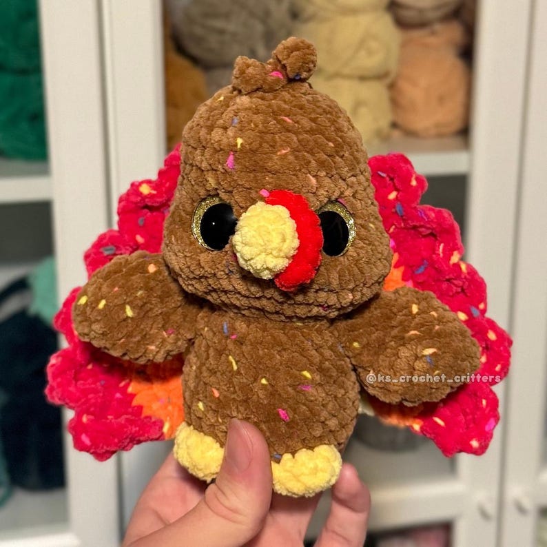 Low-sew Crochet Pattern: Tate the Turkey/page the Peacock (english) - Etsy