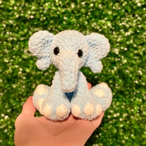 LOW-SEW Crochet Pattern: Enzo the Elephant (english) - Etsy