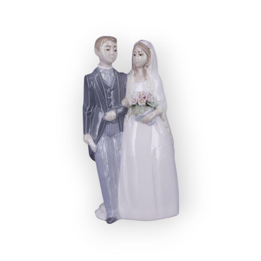 Nadal Porcelain Wedding Couple Figurine - Elegant Bride and Groom ...