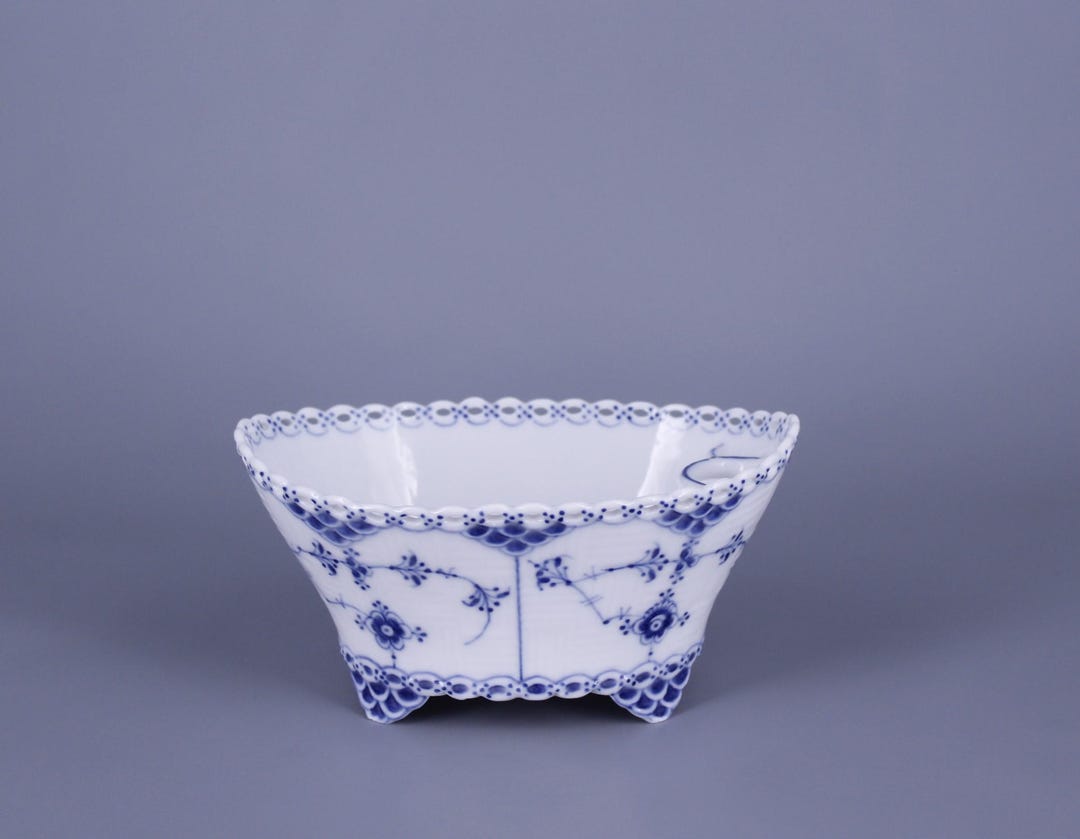 Royal Copenhagen Blue Fluted Full Lace Bowl #1182 – Antique Hand ...