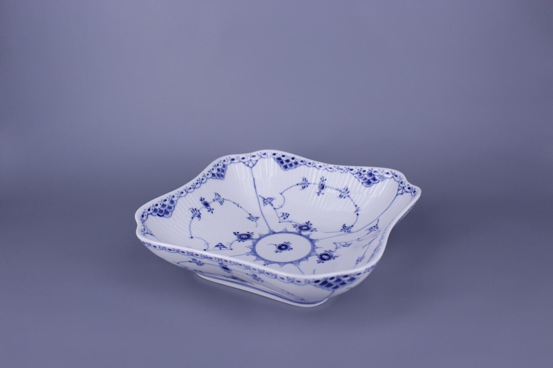 Royal Copenhagen Blue Fluted Half Lace No 708 Rare Square Bowl White ...