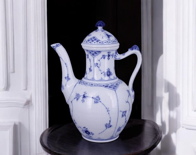 Royal Copenhagen Blue Fluted Plain Water Pitcher Large Milk Jug No. 355 ...